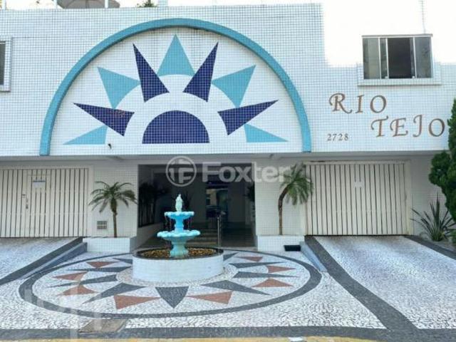 Apartamento à venda em Navegantes com 153 m², 3 quartos, 1 suíte, 1 vaga