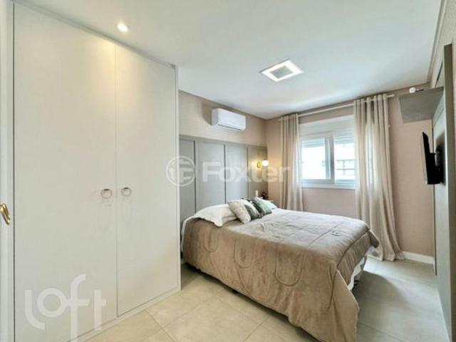 Apartamento à venda em Navegantes com 98 m², 3 quartos, 1 suíte, 2 vagas