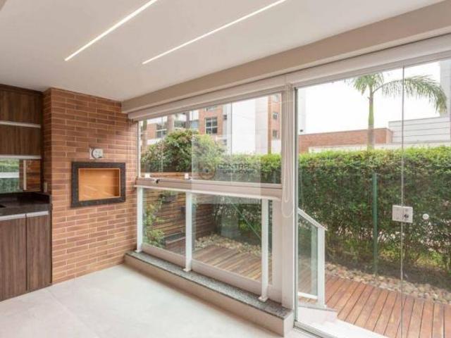 APARTAMENTO Á VENDA EM ÓTIMA LOCALIZAÇÃO