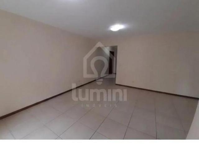 APARTAMENTO À VENDA EM OFICINAS EDIFÍCIO MONTE CARLO