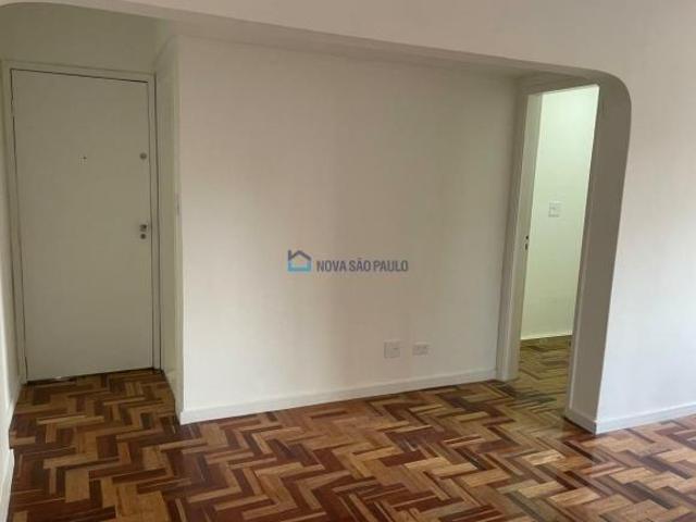 Apartamento a venda em Oportunidade unica Moema