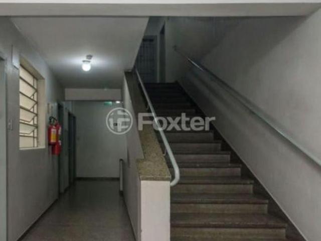 Apartamento à venda em Auxiliadora com 68 m², 2 quartos, 1 suíte, 1 vaga