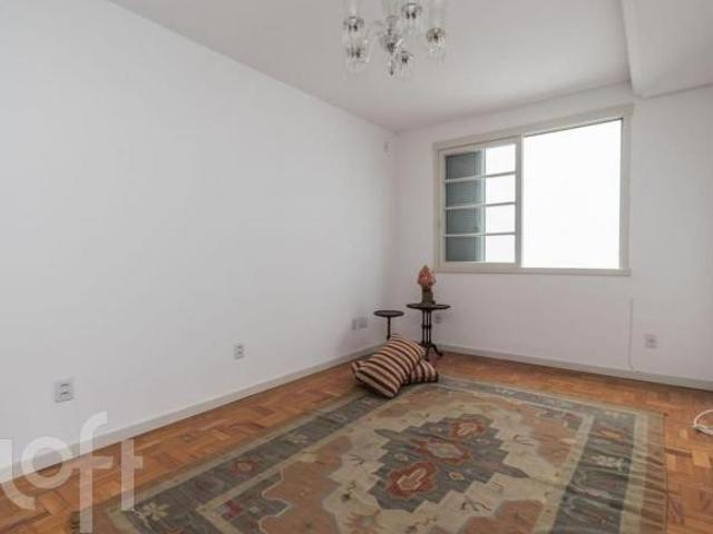Apartamento à venda em Auxiliadora com 68 m², 2 quartos, 1 suíte, 1 vaga