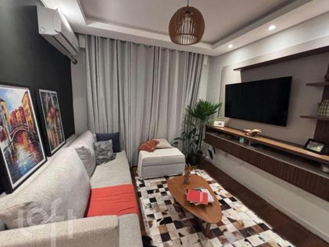 Apartamento à venda em Auxiliadora com 87 m², 3 quartos, 1 vaga