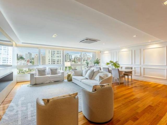 Apartamento à venda em Auxiliadora com 154 m², 3 quartos, 3 suítes, 3 vagas