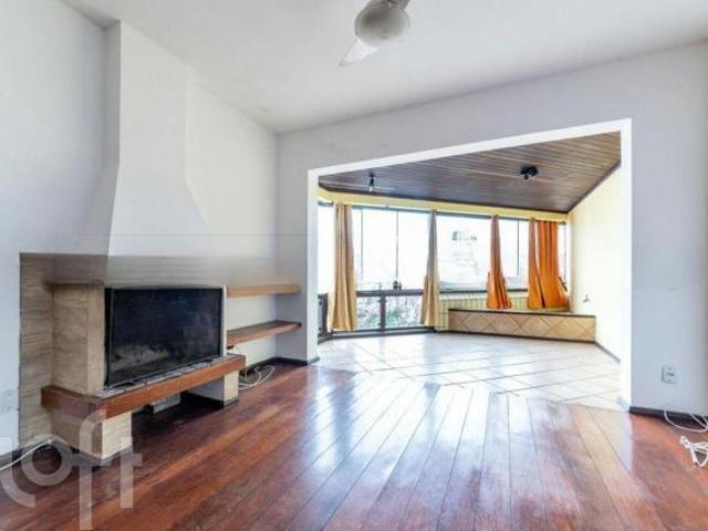 Apartamento à venda em Auxiliadora com 260 m², 3 quartos, 1 suíte, 4 vagas