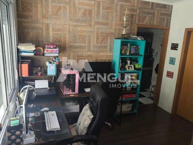 Apartamento à venda em Auxiliadora