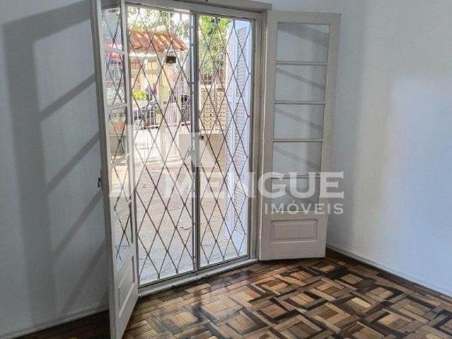 Apartamento à venda em Auxiliadora