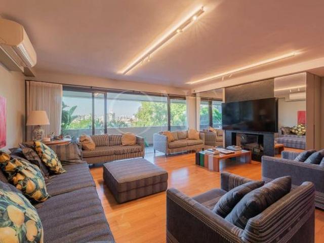 Apartamento à venda em Auxiliadora