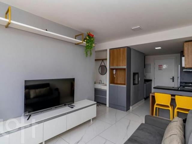 Apartamento à venda em Azenha com 41 m², 1 quarto, 1 vaga