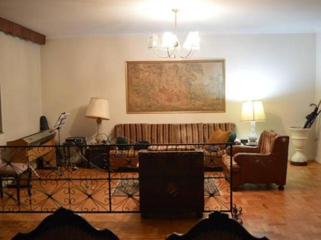 Apartamento à venda em Aclimação com 174 m², 3 quartos, 2 vagas