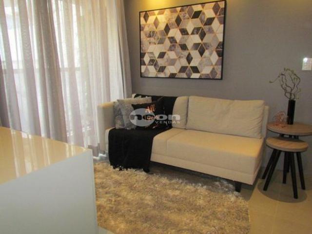 Apartamento à venda em Aclimação, São Paulo