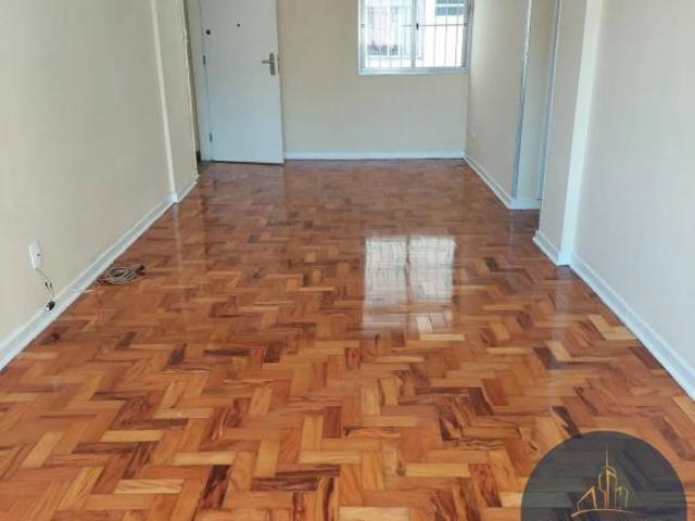 Apartamento à Venda em Aclimação SP