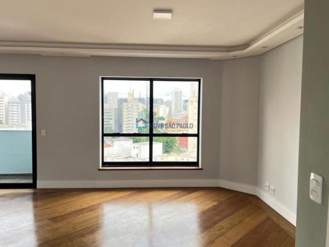 Apartamento à venda em Aclimação, 185m2, 5 quartos