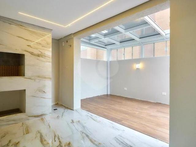 Apartamento à venda em Água Verde, Curitiba