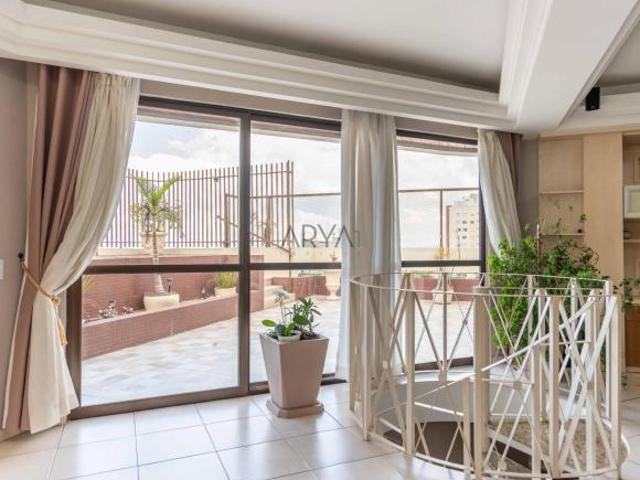 Apartamento à venda em Agua Verde Curitiba PR ARYA