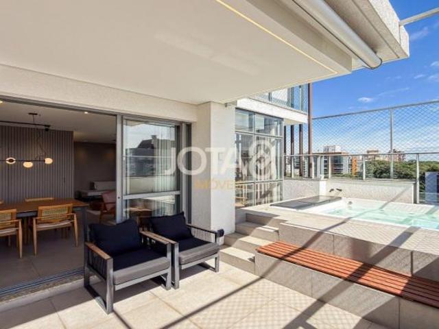 Apartamento à venda em Ahú