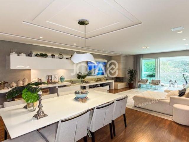 Apartamento à venda em Ahú