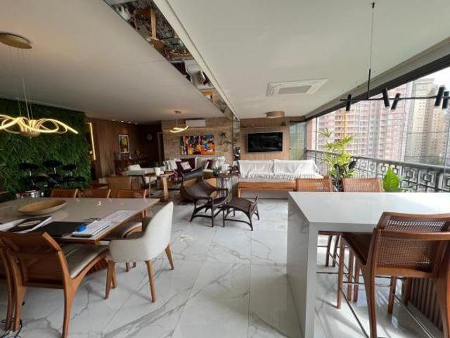 Apartamento à venda em Alphaville, 228m² sendo 3 quartos com 3 suítes, 4 vagas
