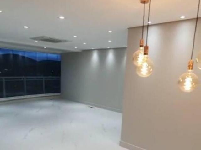 Apartamento a Venda em Alphaville Condomínio Wave 18 do forte
