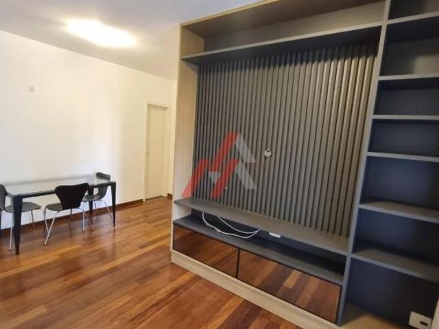Apartamento à venda em Alphaville Centro Industrial com 3 quartos, 1 suíte e 82m² de área. Confira!