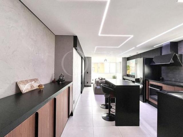 Apartamento à venda em Alphaville Centro Industrial e Empresarial/Alphaville