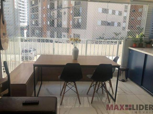 Apartamento à venda em Alphaville Empresarial
