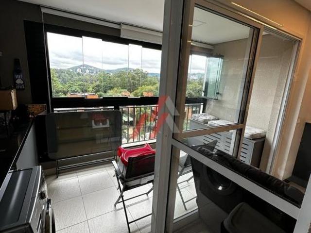 Apartamento à venda em Alphaville Empresarial, Barueri SP: 2 quartos, sendo 1 suíte, 2 salas, 01 ban