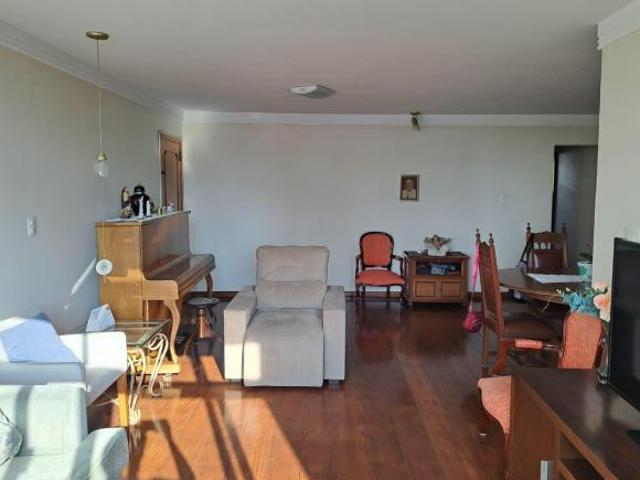 Apartamento à venda em Alto da Mooca com 146 m², 3 quartos, 1 vaga