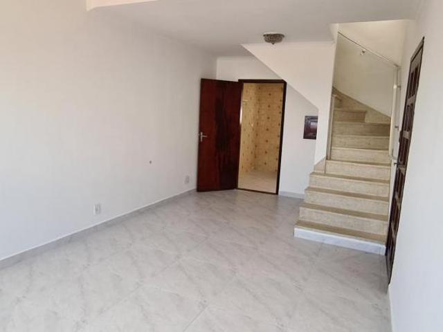 Apartamento à venda em Alto de Pinheiros com 231 m², 2 quartos, 0 vagas