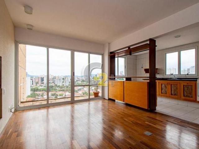 Apartamento a venda em Alto de Pinheiros com 2 suítes e 2 vagas