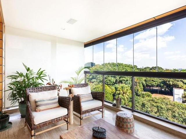 Apartamento à venda em Alto de Pinheiros