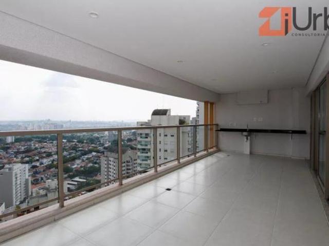 Apartamento à venda em andar alto com 144m², 3 suítes, 2 vagas na Vila Madalena à 300mts do Metrô