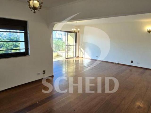 Apartamento à venda em andar, alto vista livre, com 3 dorms e 3 vagas próximo ao metrô Butantã