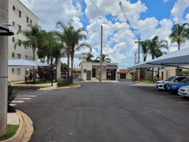Apartamento à Venda em Araraquara SP