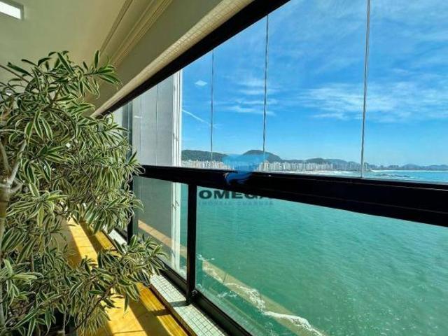 Apartamento à venda em Astúrias no Guarujá | Omega Imóveis