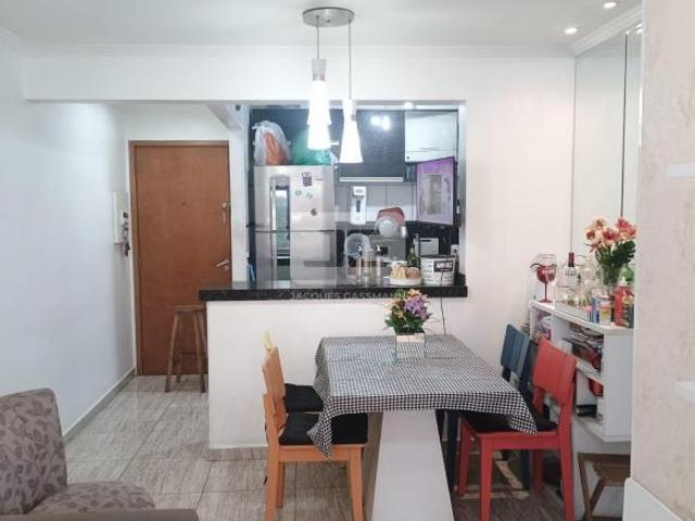 Apartamento à venda em Baeta Neves