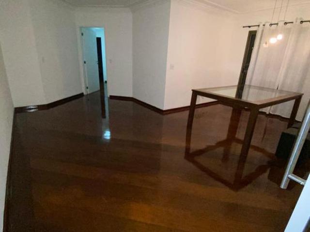 Apartamento à venda em Barcelona com 123 m², 1 quarto, 2 vagas