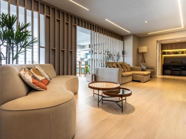 Apartamento à venda em Barra Funda com 136 m², 3 quartos, 3 vagas