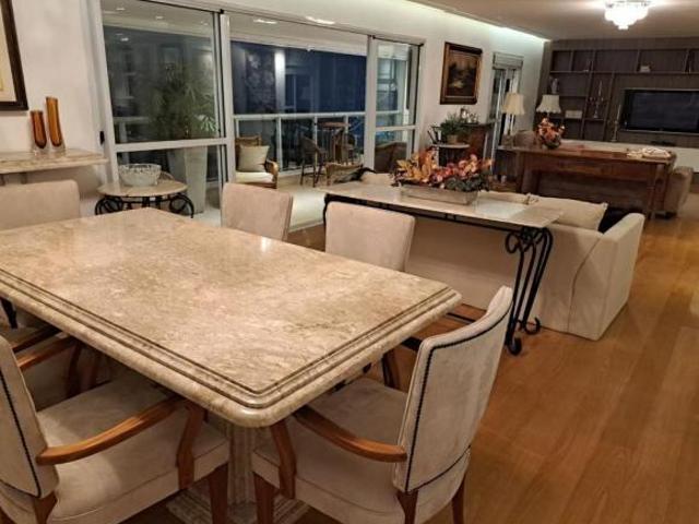 Apartamento à venda em Barueri, Alphaville, com 3 suítes, com 253 m²