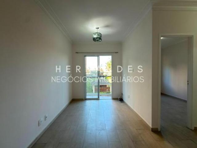 Apartamento à venda em Barueri SP, Jardim Tupanci: 2 quartos, 1 sala, 1 banheiro, 1 vaga, 55m² de ár