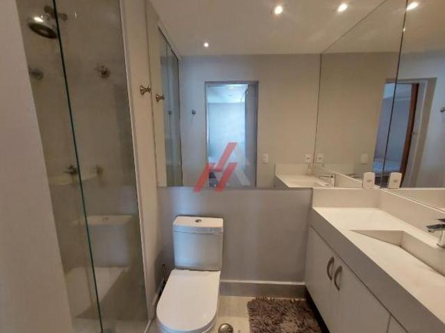 Apartamento à venda em Barueri SP, no Melville Empresarial I e II: 2 quartos, 1 suíte, 3 salas, 1 va