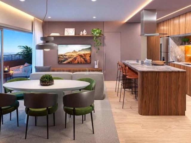 Apartamento à venda em Batel
