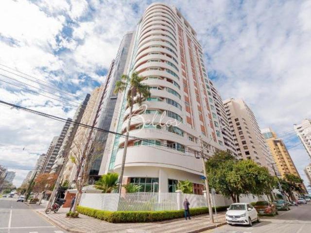Apartamento à venda em Batel
