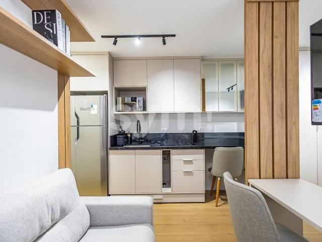 Apartamento à venda em Batel