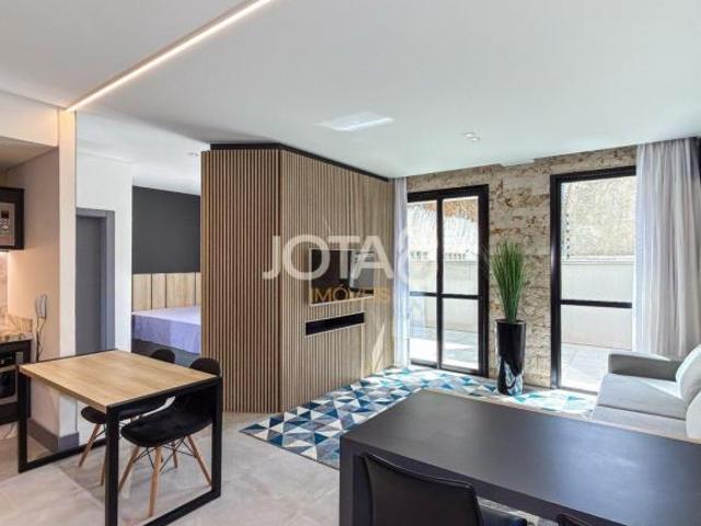 Apartamento à venda em Batel