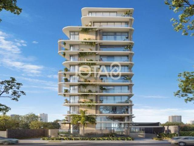 Apartamento à venda em Batel