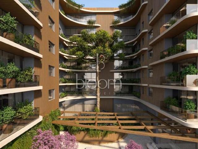 Apartamento à venda em Batel