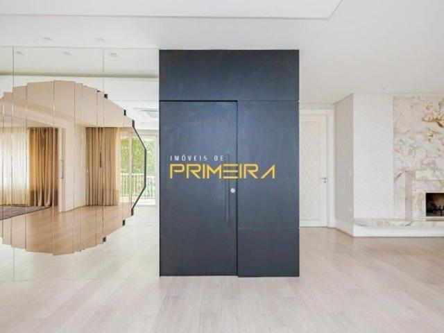 Apartamento à venda em Batel