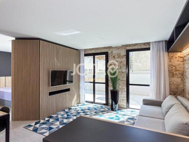 Apartamento à venda em Batel